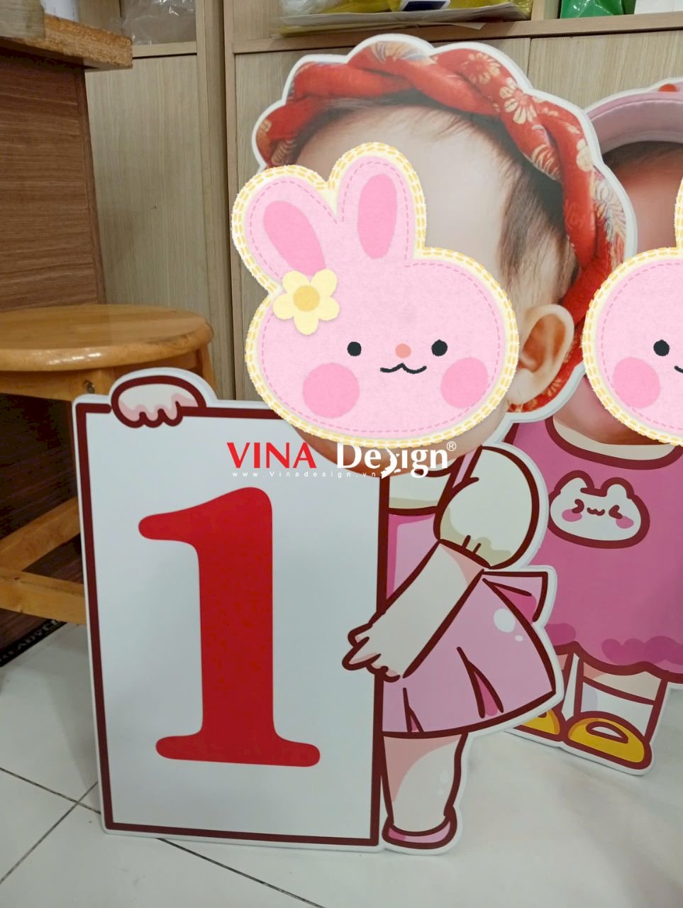 In hình chibi sinh nhật cho bé gái 1 tuổi, standee in formex làm chân ...
